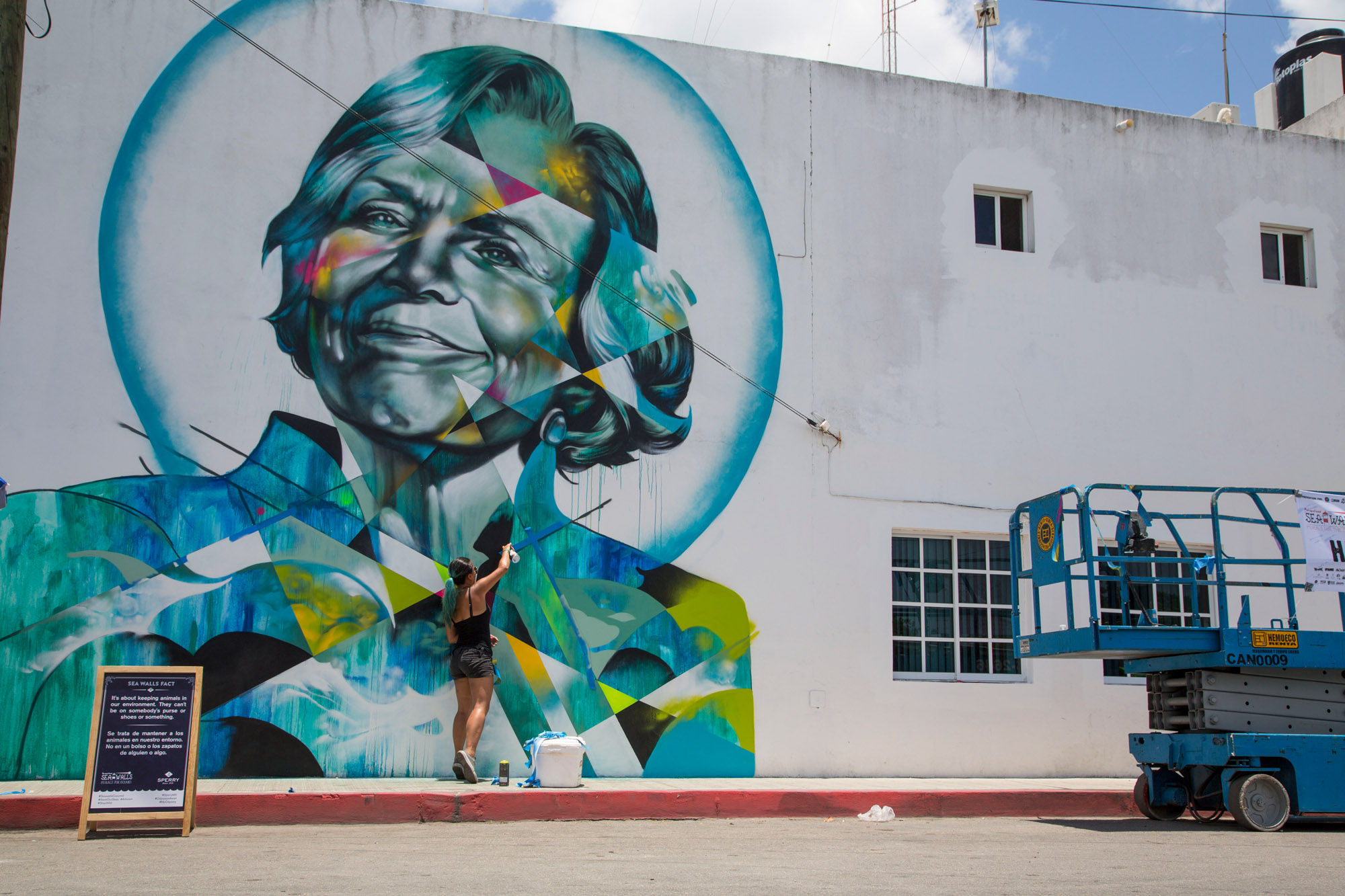 Her Deepness – Sea Walls