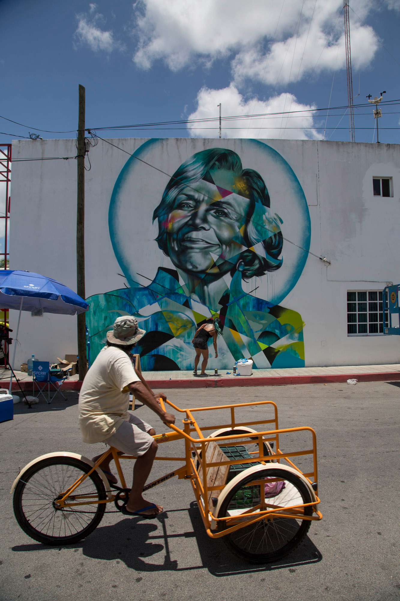 Her Deepness – Sea Walls